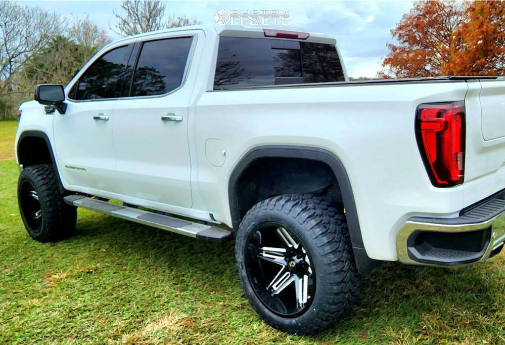 2020 GMC Sierra 1500 with 22x12 -51 Vision Razor and 35/12.5R22 RBP ...