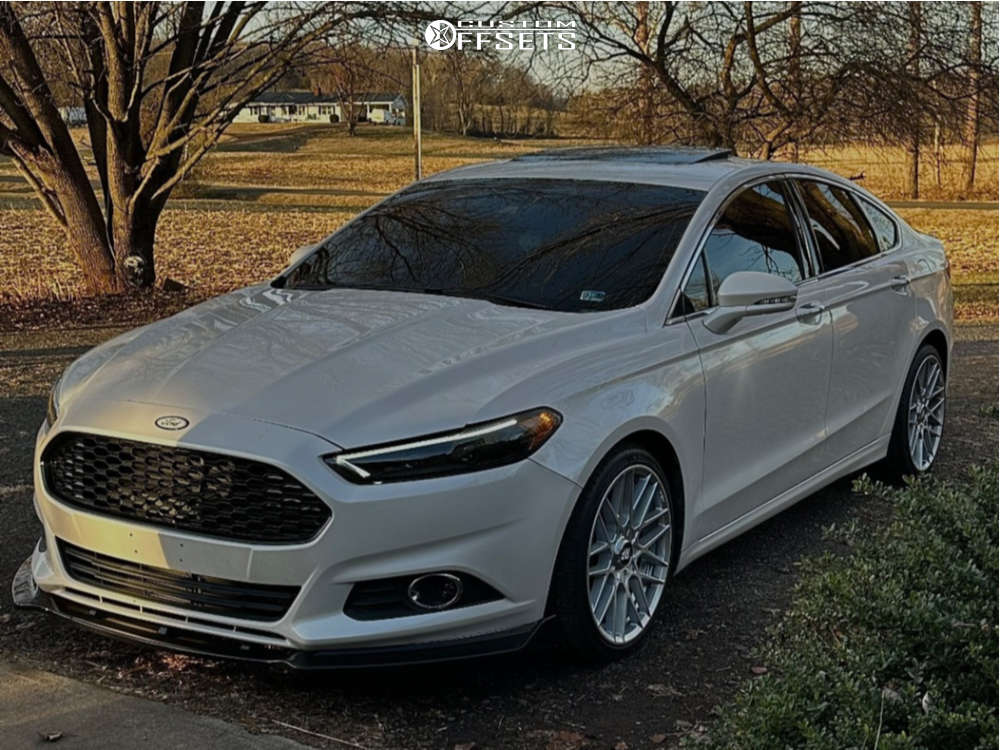 2016 Ford Fusion with 19x8.5 45 Rotiform Rse and 235/35R19 Michelin ...