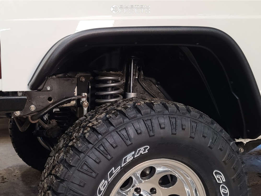 2001 Jeep Cherokee with 15x8 -27 Alloy Ion 171 and 33/12.5R15 Goodyear ...