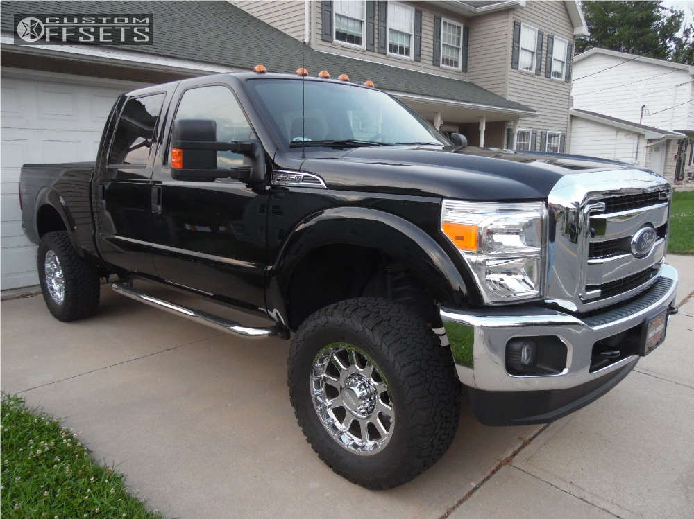 2016 Ford F-250 Super Duty with 20x9 0 Pro Comp Series 32 and 325/60R20 ...