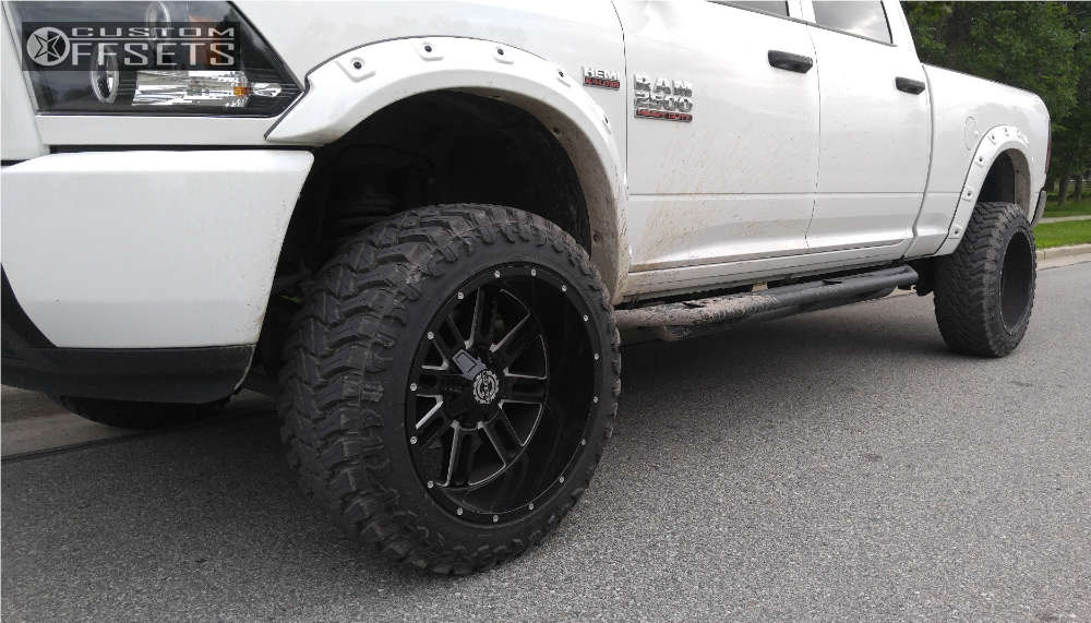 2014 Ram 2500 with 22x12 -44 Scorpion Sc18 and 35/12.5R22 Atturo Trail ...