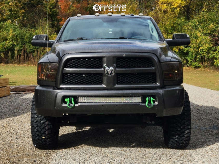 2016 Ram 2500 with 20x10 -25 Ultra Apocalypse and 35/12.5R20 RBP ...