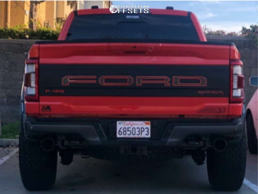 2022 Ford F-150 with 17x8.5 0 Method Mr317 and 37/12.5R17 BFGoodrich ...