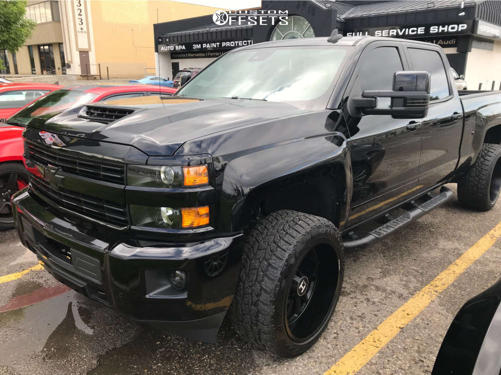 2019 Chevrolet Silverado 2500 HD with 22x12 -44 Hostile Demon and 33/12 ...