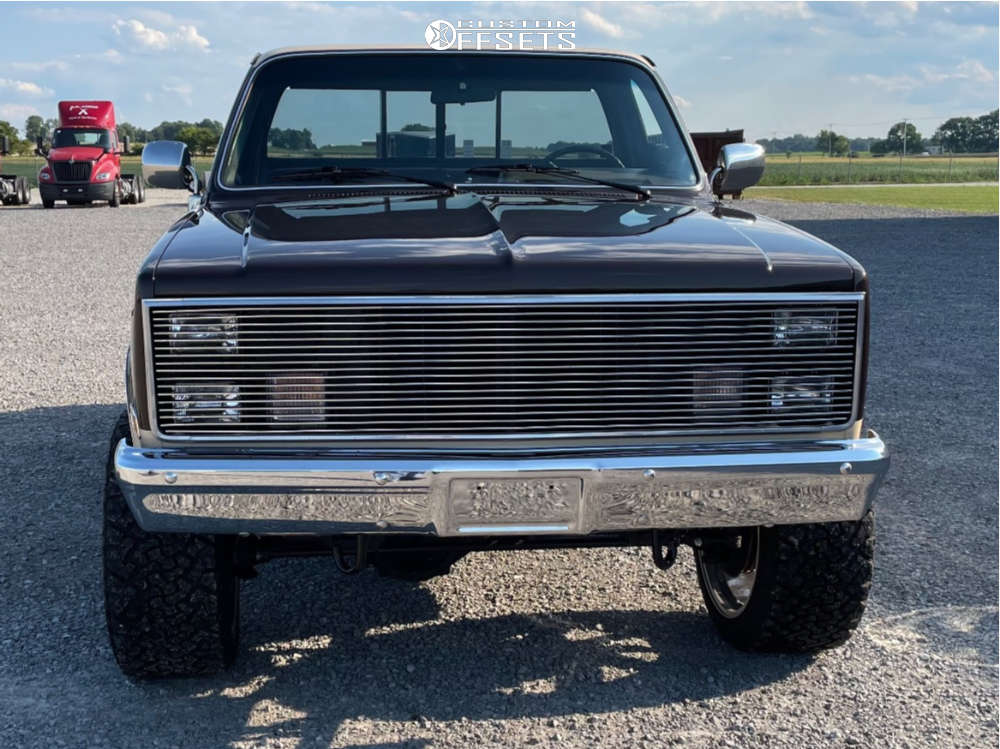 1986 Chevrolet K20 with 22x12 -51 ARKON OFF-ROAD Lincoln and 33/12.5R22 ...