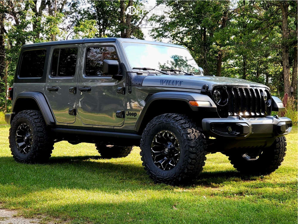 2021 Jeep Wrangler with 18x9 -12 Fuel Assault and 35/12.5R18 Gladiator ...
