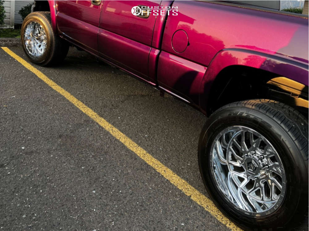 2005 GMC Sierra 2500 HD with 20x12 -44 TIS 544c and 305/50R20 Nitto ...