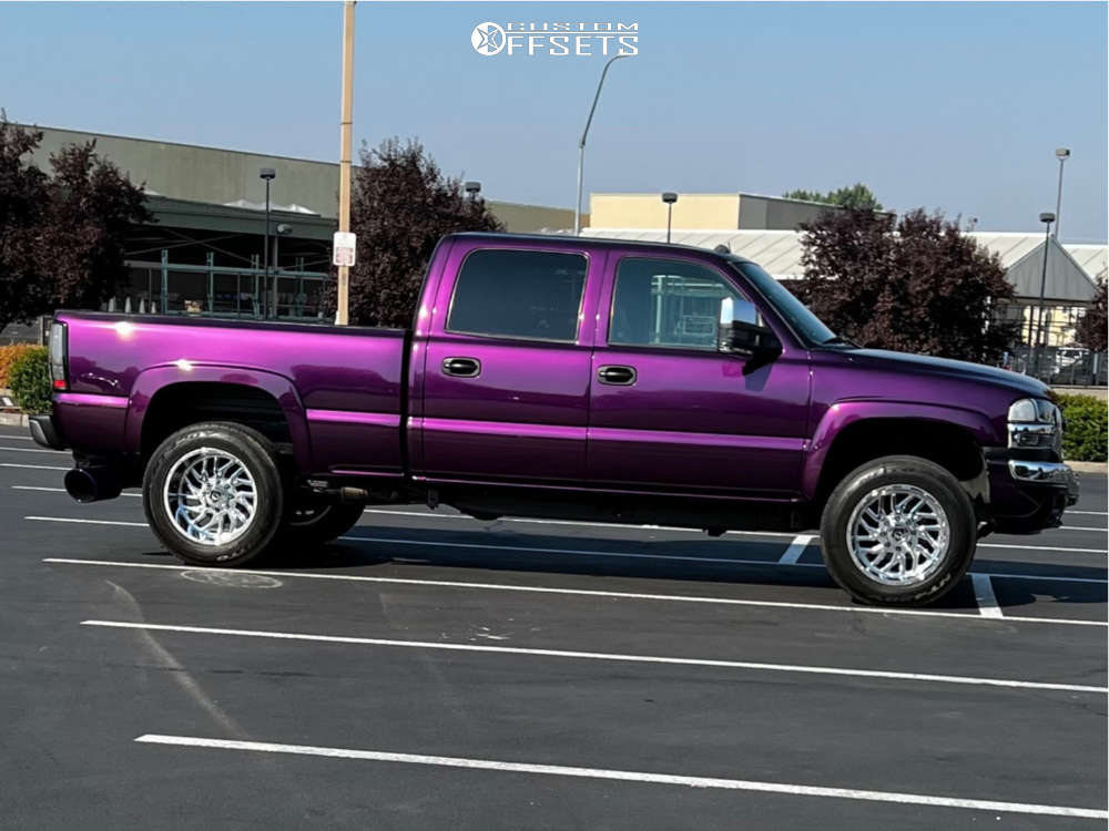 2005 GMC Sierra 2500 HD with 20x12 -44 TIS 544c and 305/50R20 Nitto ...