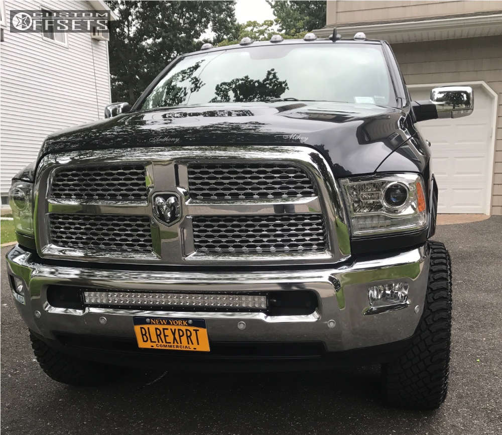 2017 Ram 2500 with 20x10 -19 Gear Off-Road Big Block and 35/12.5R20 ...