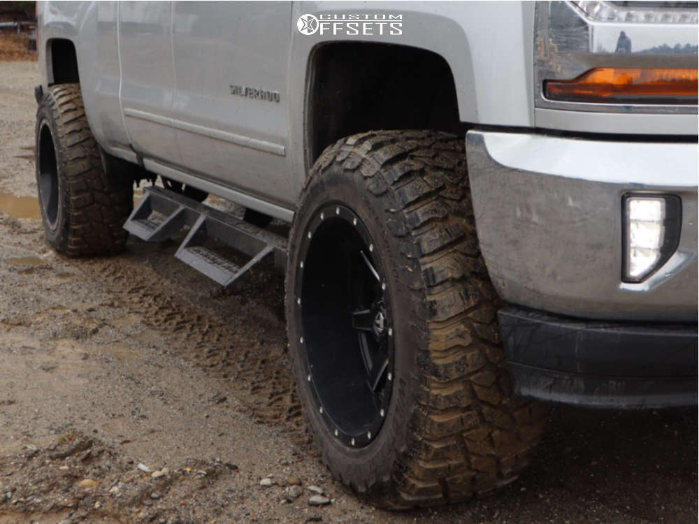 2016 Chevrolet Silverado 1500 with 20x12 -44 Fuel Maverick and 35/12 ...