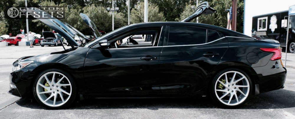 2017 Nissan Maxima with 20x9 38 Niche Invert and 245/35R20 Delinte D7 ...
