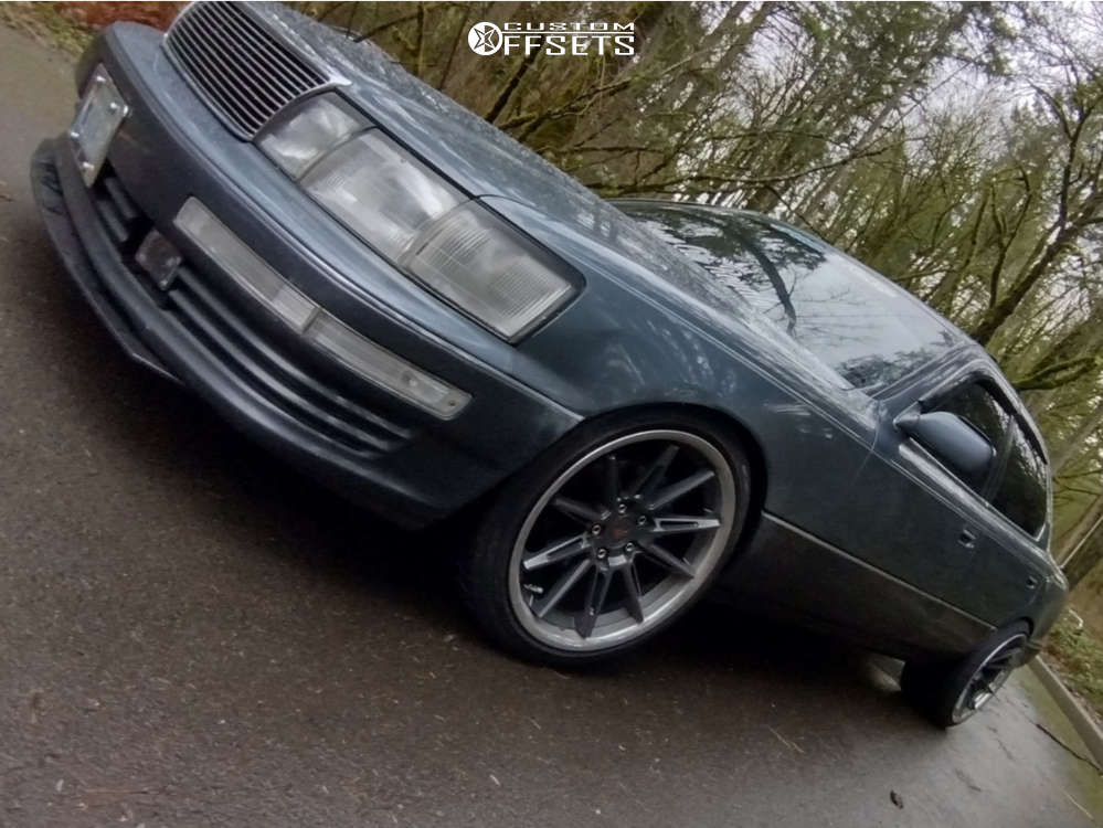 1991 Lexus LS400 with 19x9.5 40 Ferrada Cm2 and 235/40R19 Vercelli ...