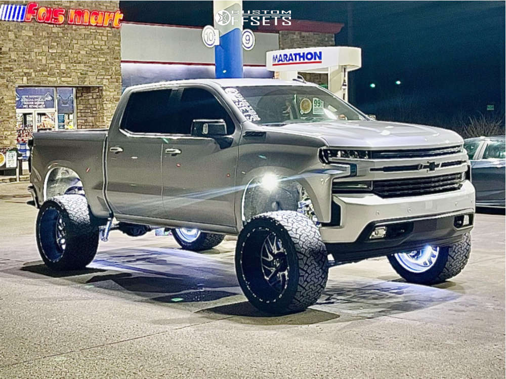 2020 Chevrolet Silverado 1500 with 24x14 -76 TIS 544mb and 35/15.5R24 ...