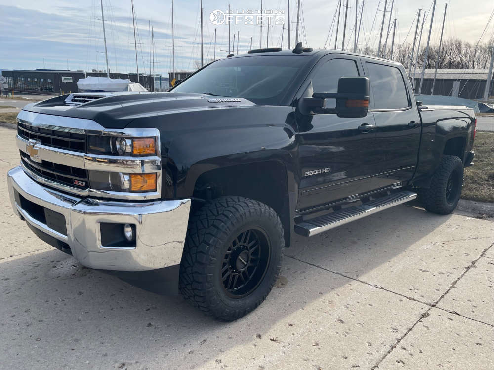 2018 Chevrolet Silverado 3500 HD with 18x9 -12 Raceline Split and 33/12.5R18 Nitto Ridge ...