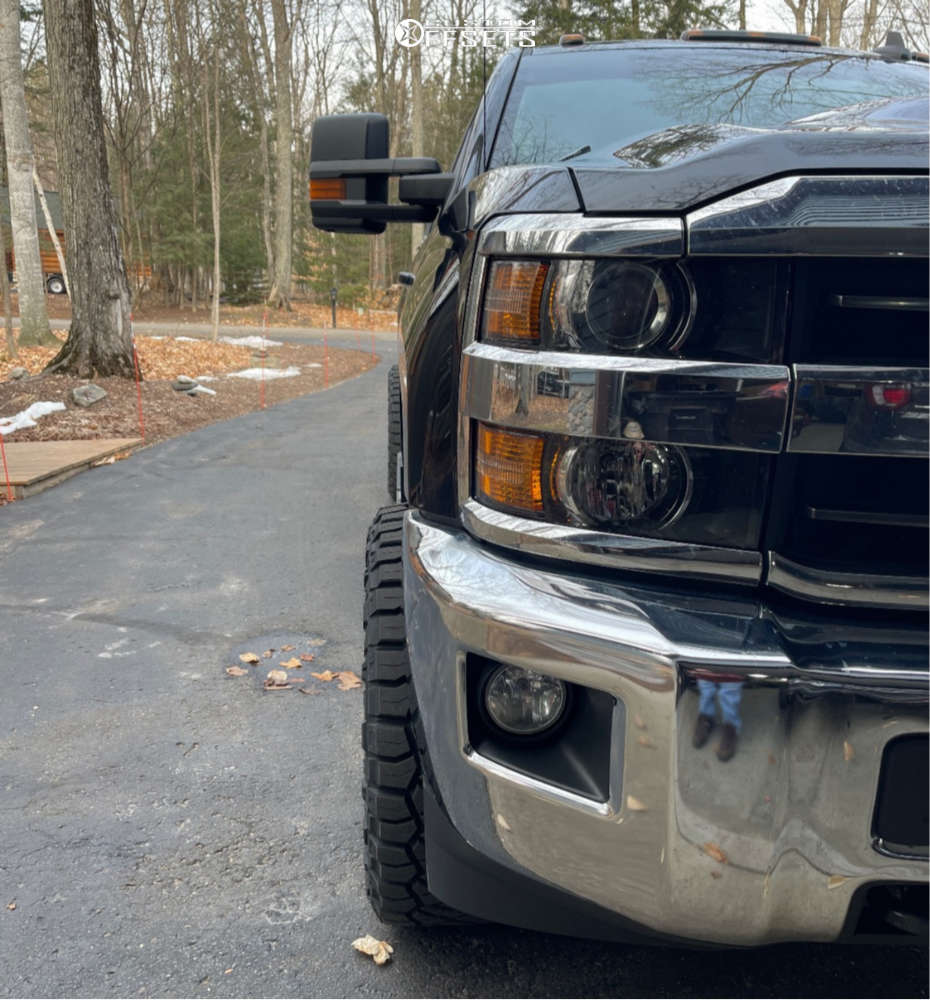 2018 Chevrolet Silverado 3500 HD with 18x9 -12 Raceline Split and 33/12 ...