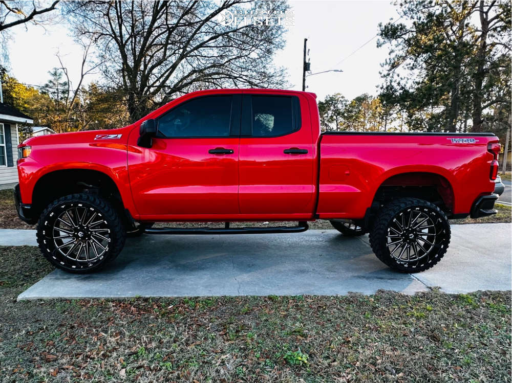 2019 Chevrolet Silverado 1500 with 26x12 -44 TIS 547bm and 35/13.5R26 ...
