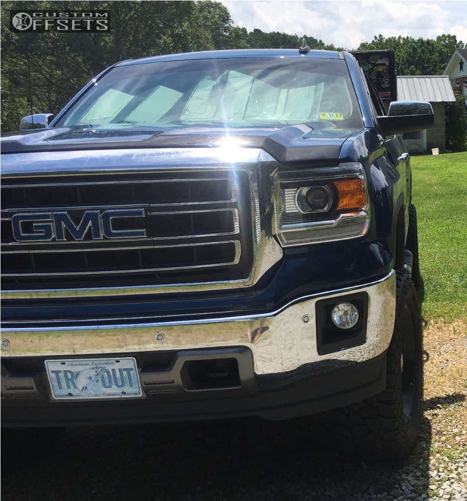 2015 GMC Sierra 1500 with 20x9 0 Hostile Exile and 35/12.5R20 Mickey ...