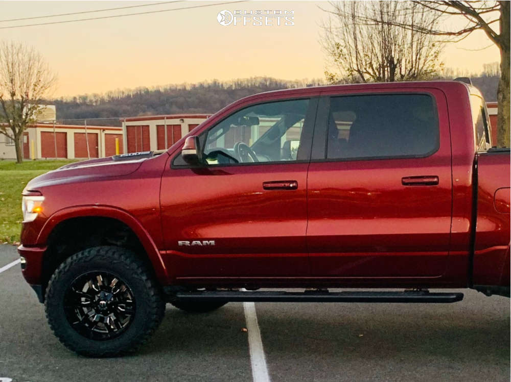 2020 Ram 1500 with 20x10 -19 Fuel Sledge and 35/12.5R20 Mickey Thompson ...
