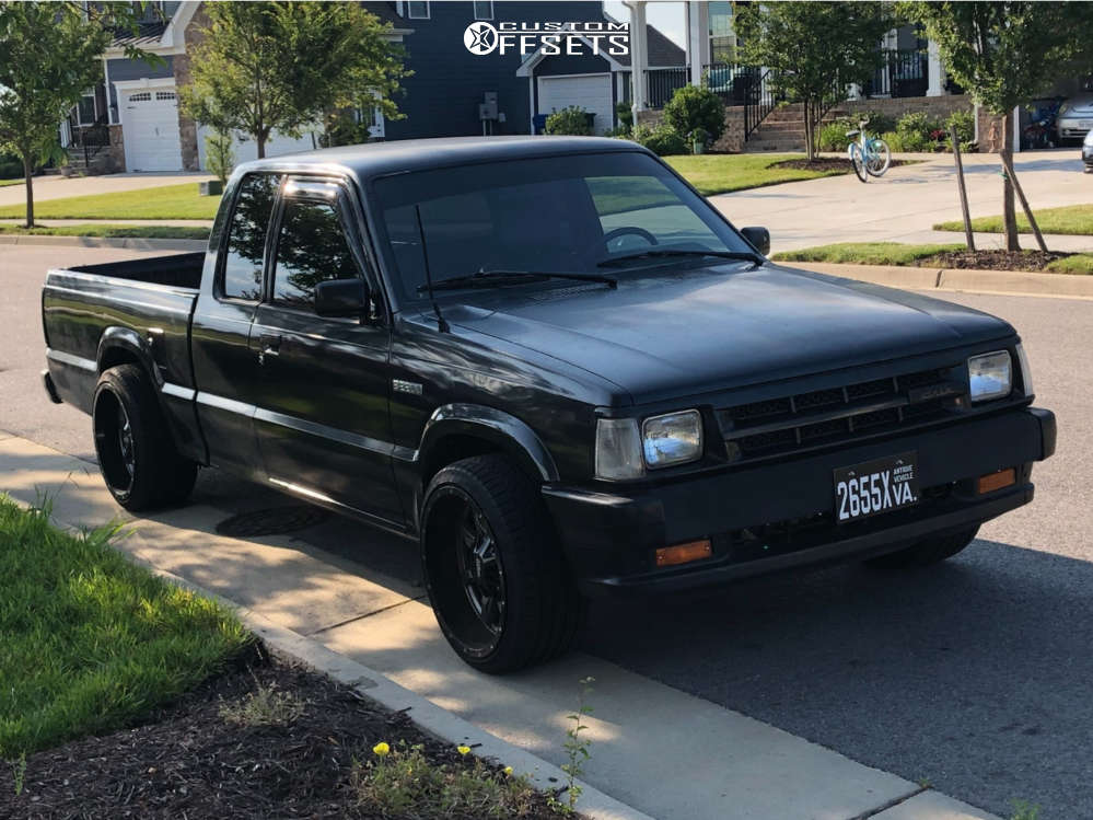 1992 Mazda B2200 with 18x10 -24 Moto Metal Mo970 and 255/35R18 Nankang ...
