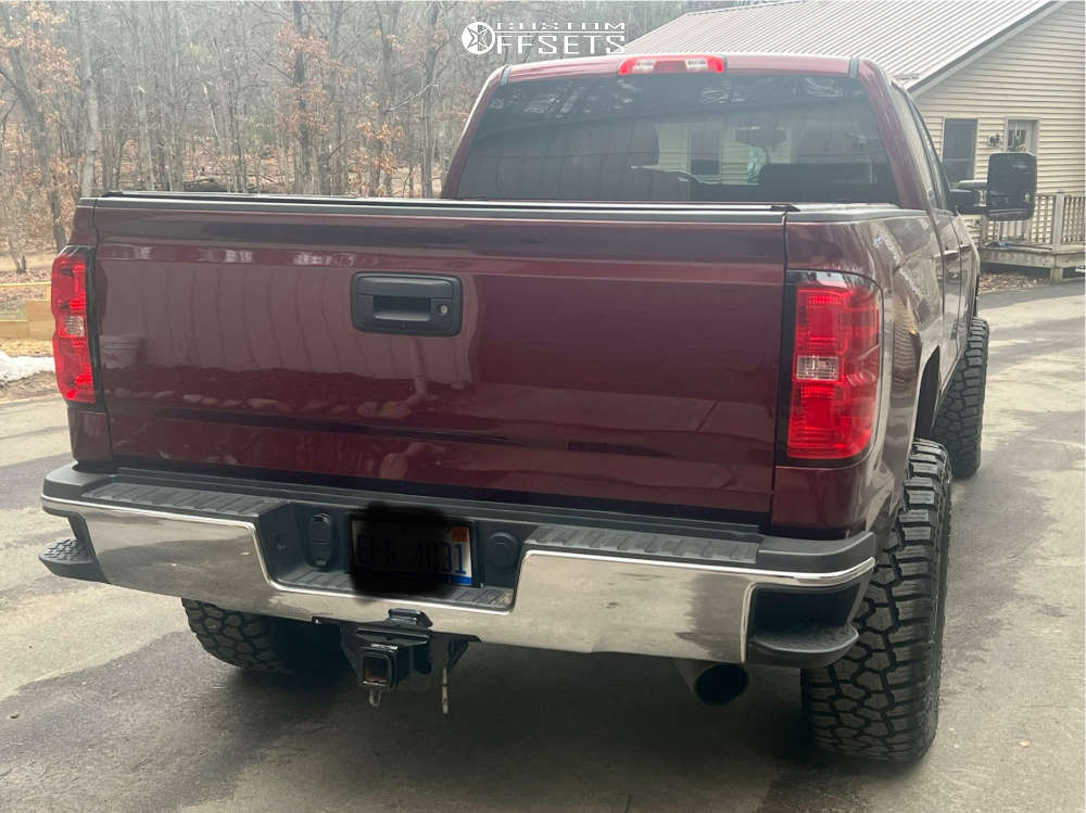 2017 Chevrolet Silverado 3500 HD with 20x10 -19 Hostile Omega and 35/12 ...