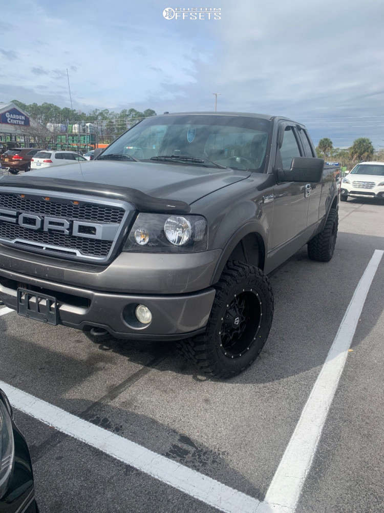 2006 Ford F-150 with 18x9 -12 TIS 549b and 33/12.5R18 Venom Power Terra ...