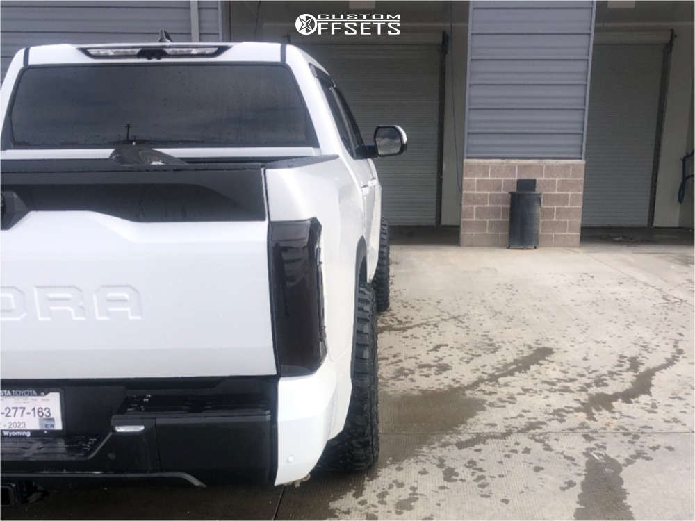 2023 Toyota Tundra with 20x9 12 Revenge Offroad Rv-206 and 295/60R20 ...