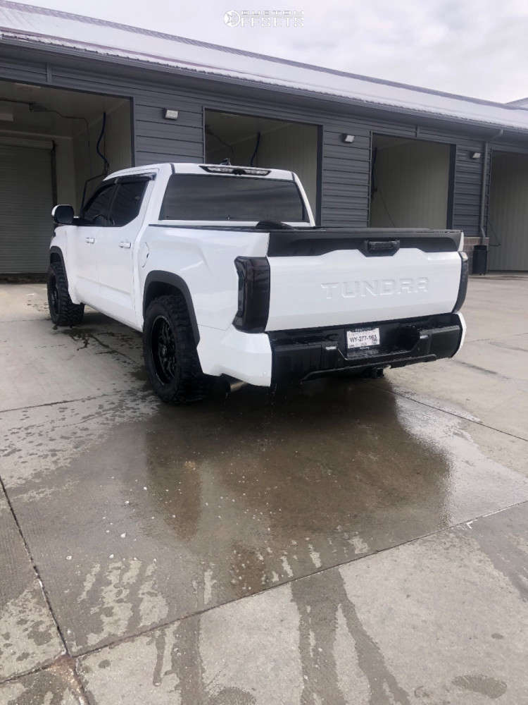 2023 Toyota Tundra with 20x9 12 Revenge Offroad Rv-206 and 295/60R20 ...