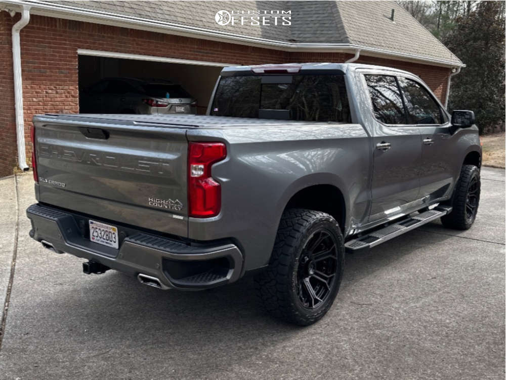 2020 Chevrolet Silverado 1500 with 22x10 -18 4Play 4p70 and 285/50R22 ...