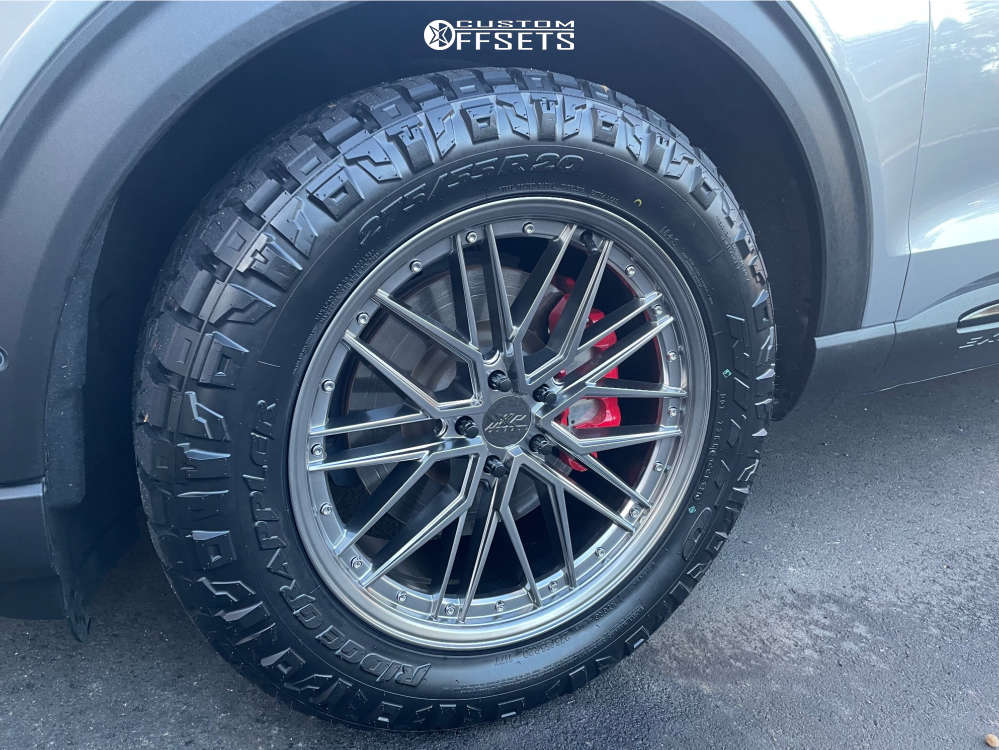 2020 Ford Explorer with 20x9 35 XXR 571 and 275/55R20 Nitto Ridge ...