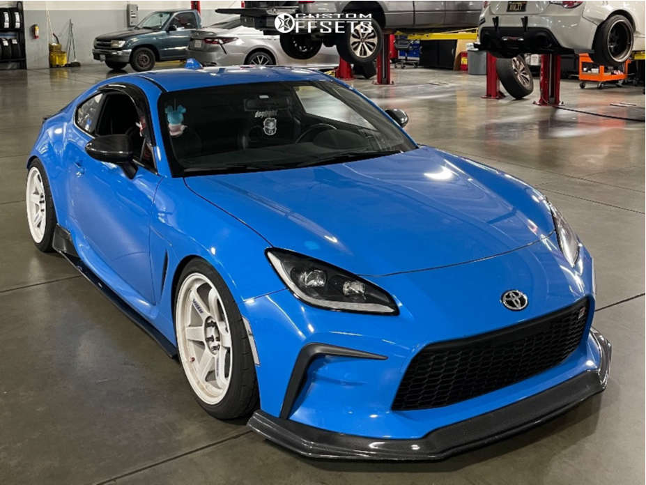 2022 Toyota GR86 with 18x9.5 40 Volk Te37sl and 255/35R18 Yokohama ...