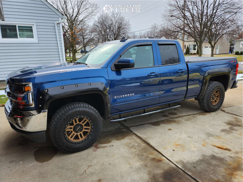2018 Chevrolet Silverado 1500 with 17x9 12 Vision Manx 2 and 285/70R17 ...