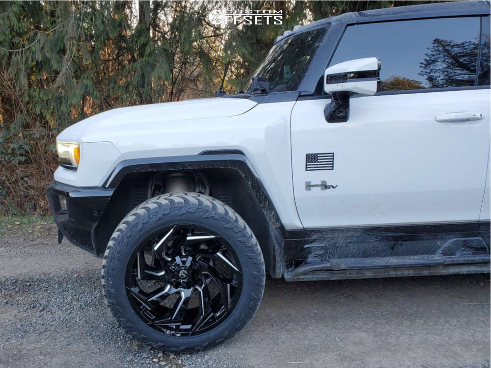 2022 GMC Hummer EV with 24x12 -44 Fuel Reaction and 37/13.5R24 AMP Mud ...