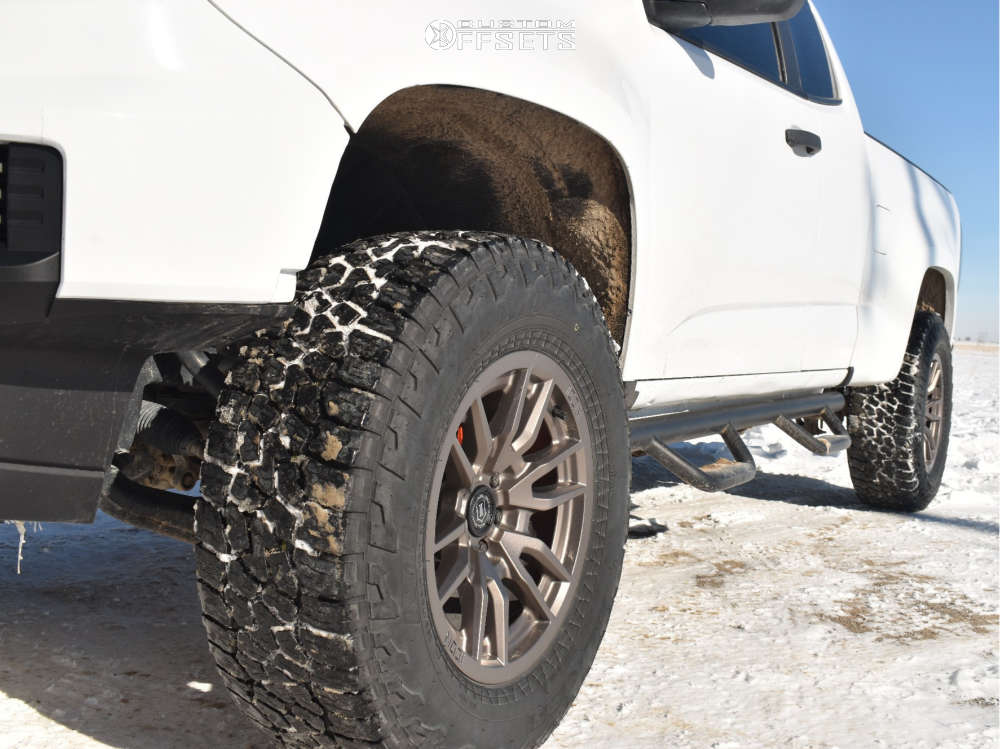 2016 Chevrolet Colorado with 17x8.5 Icon Alloys Vector 6 and 265/70R17 ...