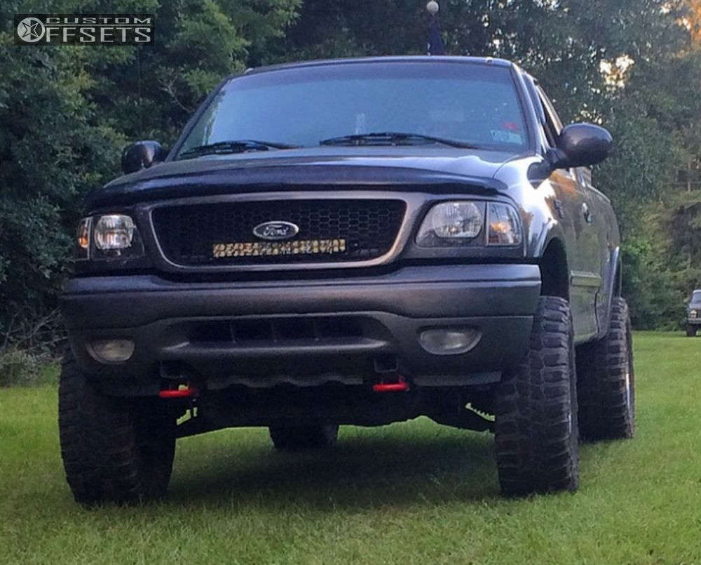 2002 Ford F-150 with 18x9 12 2Crave Offroad NX1 and 35/12.5R18 Federal ...