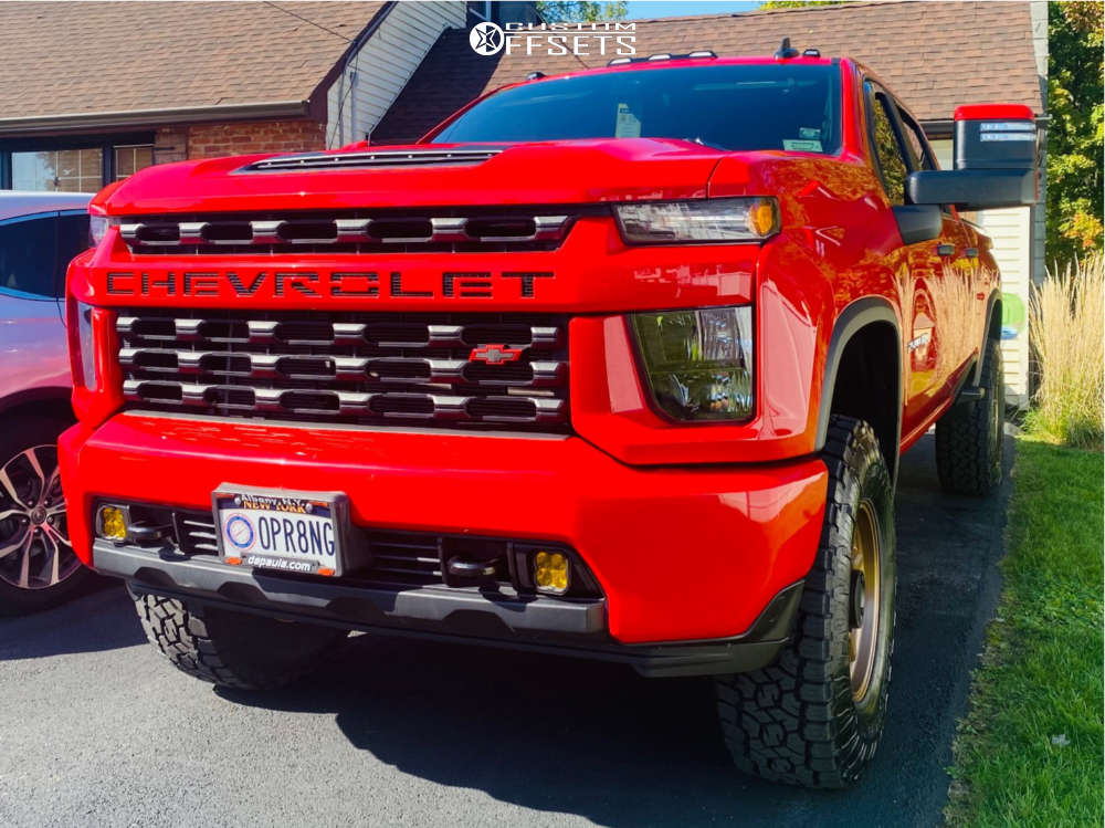 2022 Chevrolet Silverado 2500 HD with 18x9 18 Raceline Scout and 37/12.5R18 Toyo Tires Open ...