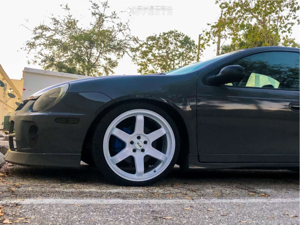 2004 Dodge Neon with 18x8.5 35 F1R F106 and 215/35R18 Vercelli Strada ...