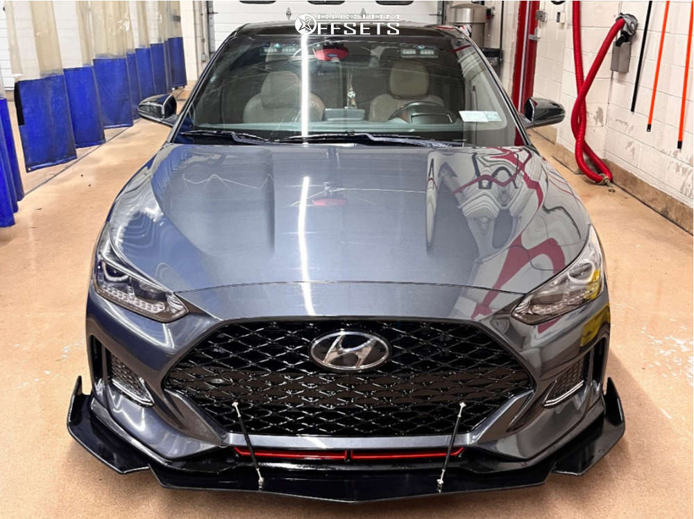 2020 Hyundai Veloster with 18x9.5 22 ESR Sr07 and 245/40R18 Vercelli ...