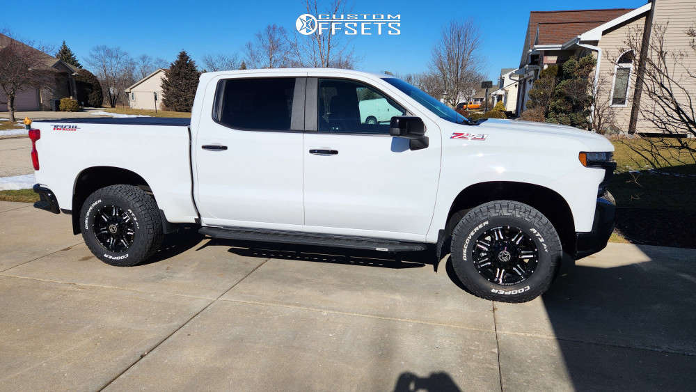 2020 Chevrolet Silverado 1500 with 18x9 -12 Anthem Off-Road Equalizer ...