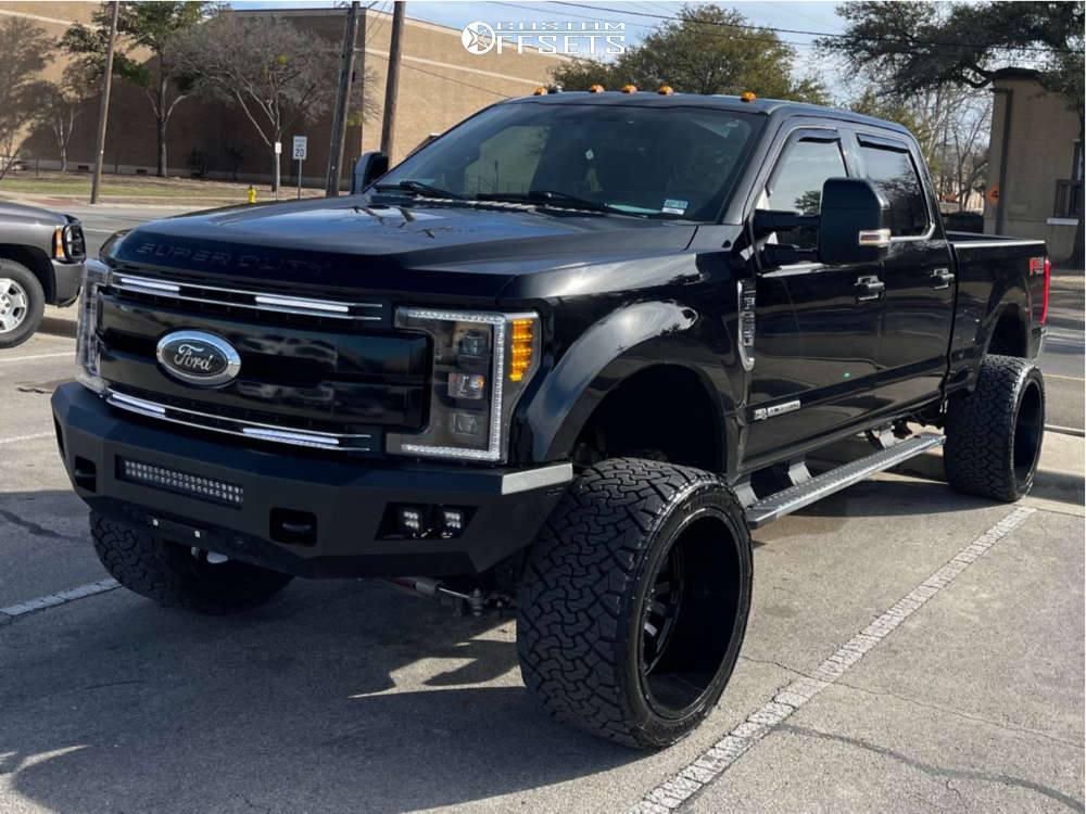 2018 Ford F-250 Super Duty with 24x14 -44 Fuel Clash and 35/15.5R24 ...