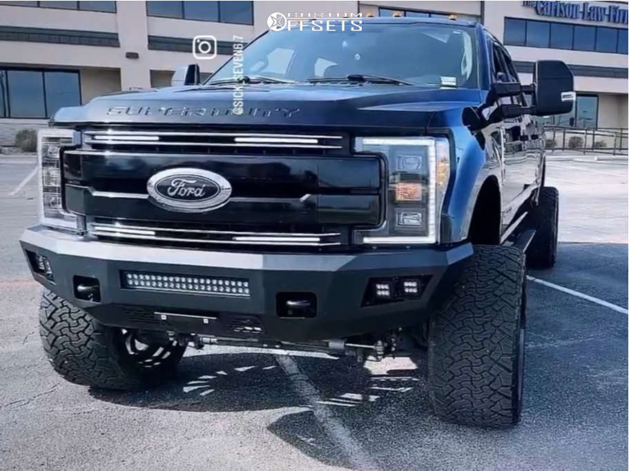 2018 Ford F-250 Super Duty with 24x14 -44 Fuel Clash and 35/15.5R24 ...