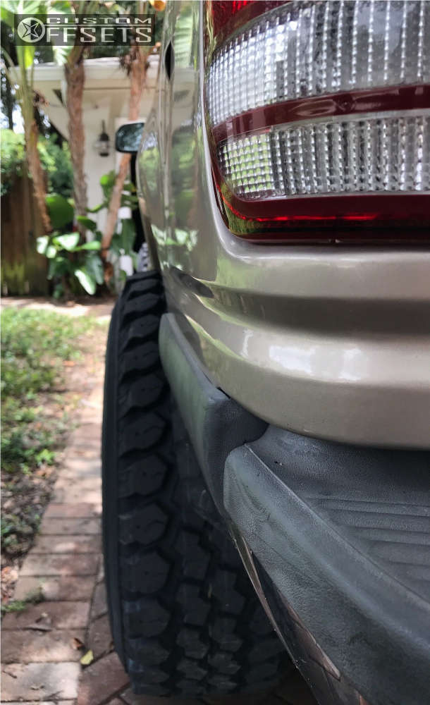 1998 Ford Explorer with 15x10 -44 Pro Comp Series 97 and 33/12.5R15 ...