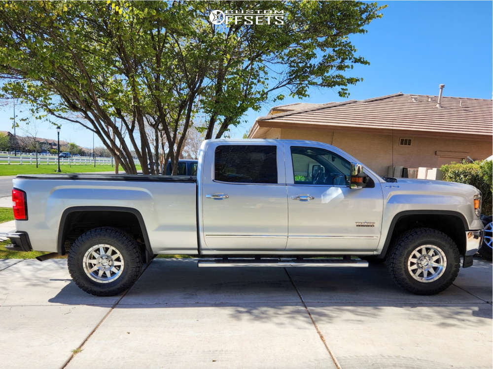 2015 GMC Sierra 1500 with 17x8.5 0 Method MR315 and 295/70R17 Nitto ...