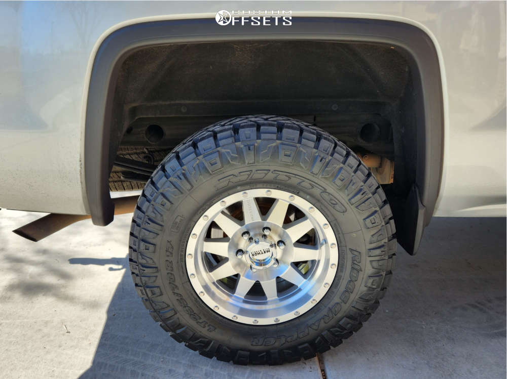 2015 GMC Sierra 1500 with 17x8.5 0 Method MR315 and 295/70R17 Nitto ...