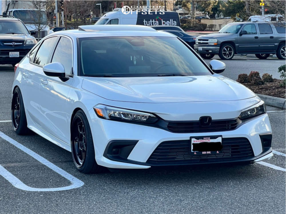 2022 Honda Civic with 18x9.5 35 ESR Cr7 and 225/40R18 Hankook Ventus V2 ...