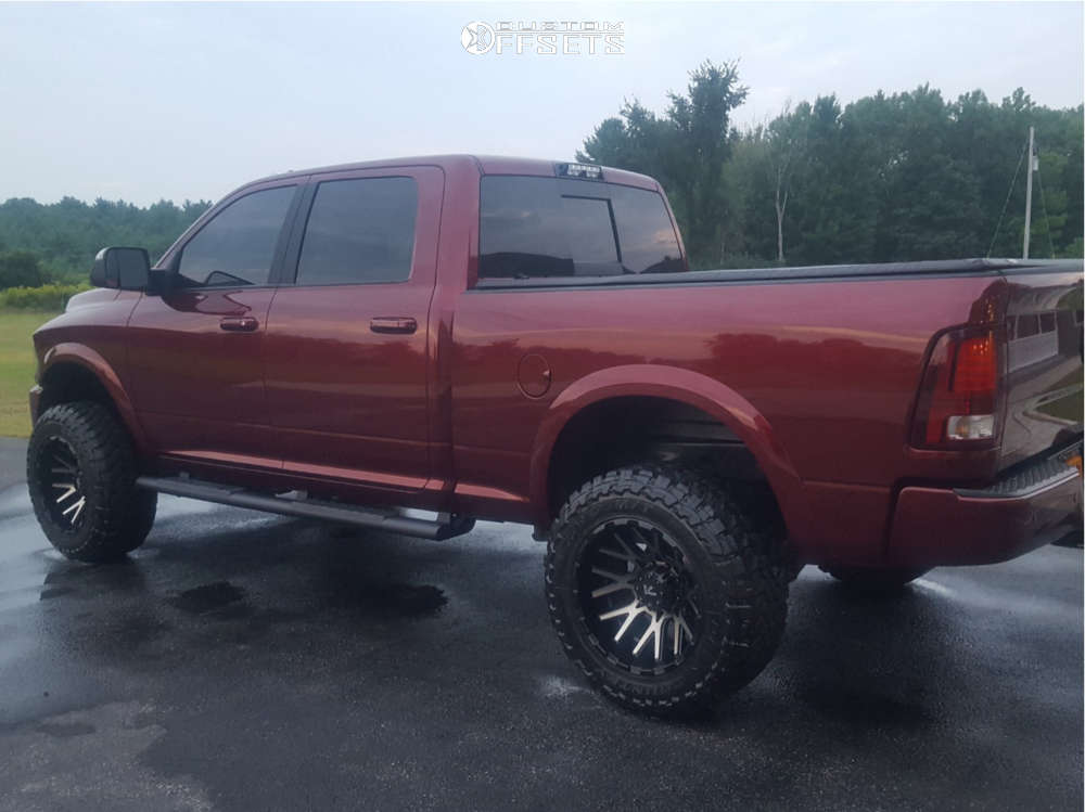 2017 Ram 2500 with 20x12 -44 V-Rock Recoil and 35/12.5R20 Toyo Tires ...
