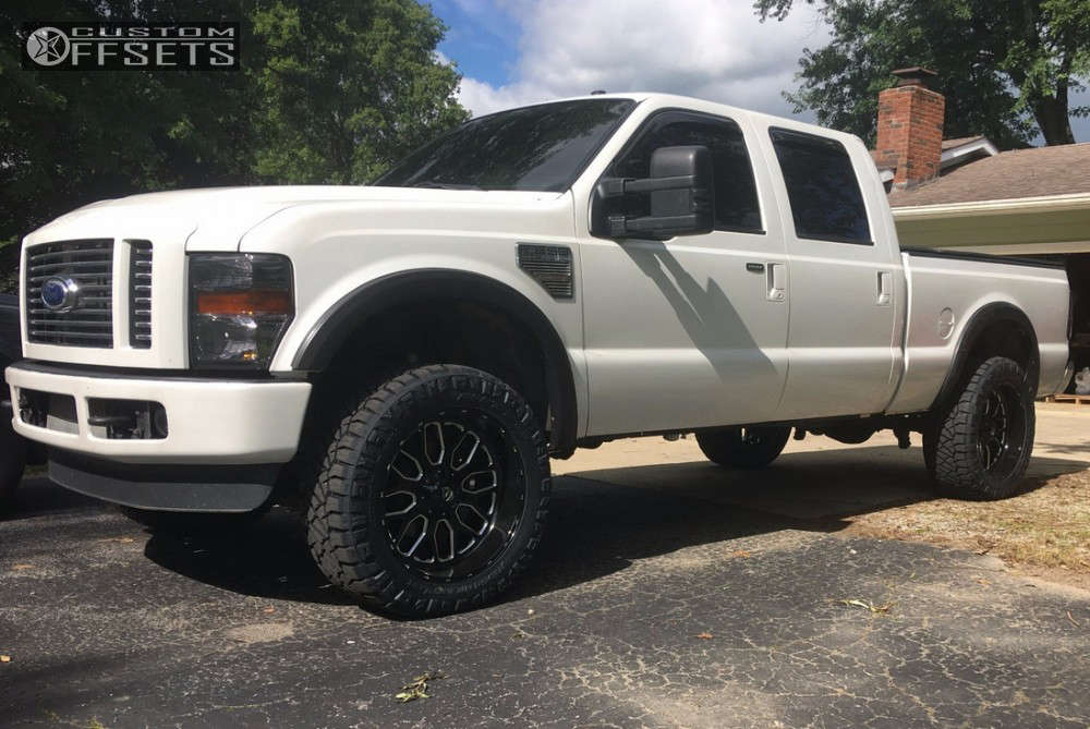 2010 Ford F-250 Super Duty with 22x10 -18 Fuel Titan and 35/12.5R22 ...