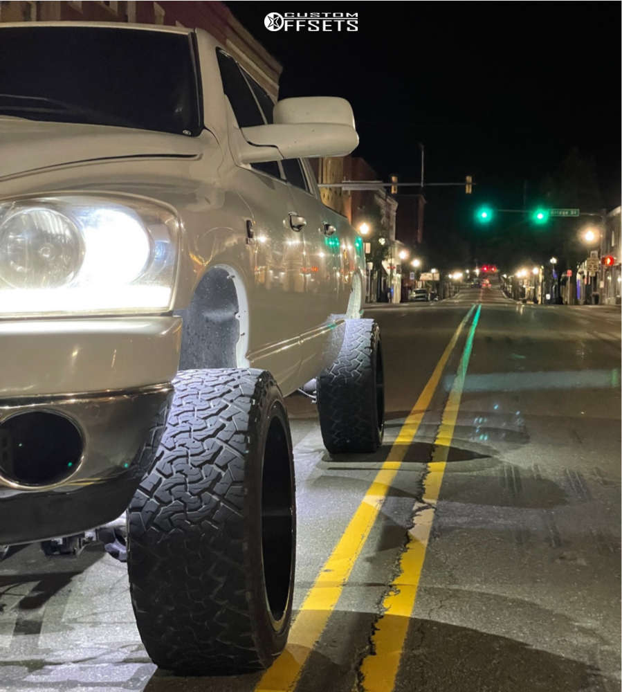 2006 Dodge Ram 2500 with 22x12 -51 Cali Offroad Switchback and 33/12 ...