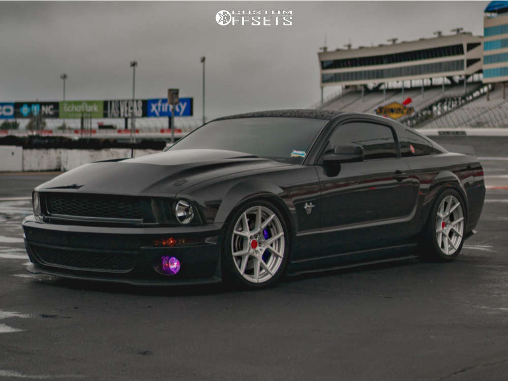 2009 Ford Mustang with 19x8.5 35 Rotiform Kps and 235/35R19 Ohtsu ...