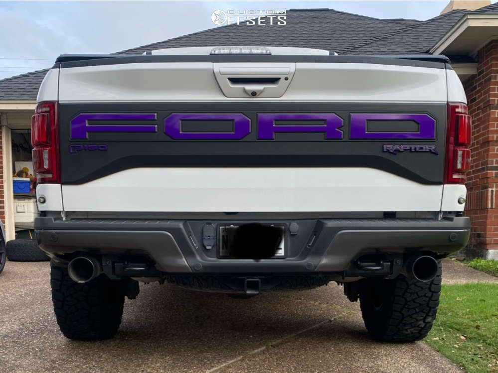 2019 Ford F-150 with 17x8.5 14 Fuel Covert and 35/12.5R17 Toyo Tires ...