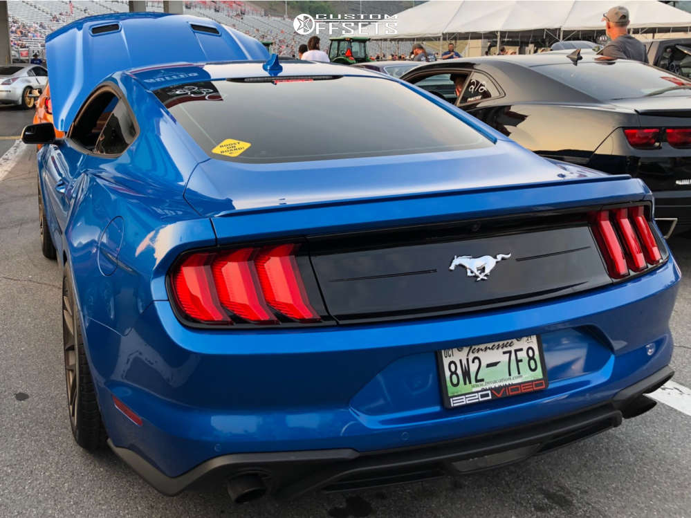 2020 Ford Mustang with 19x10 35 SVE R357 and 285/35R19 General G-max Rs ...